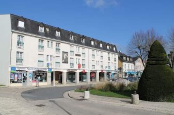 Superbe Appartement, Au Cœur De La Ville - La Roche-Posay
