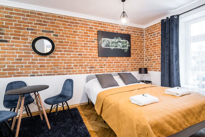 Royal City Apartment 80m2, 4 Bedrooms, Old Town - Cracóvia
