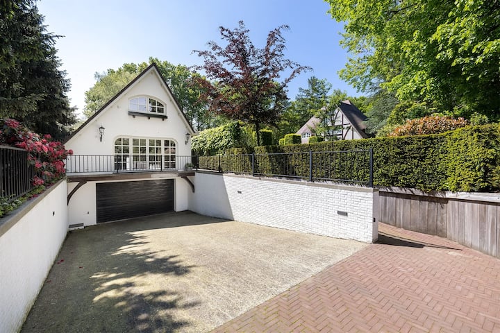 Fantastic House In Picturesque Laren - Laren