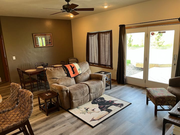 Relaxing Getaway- Fun At The Lake - Lake Oahe