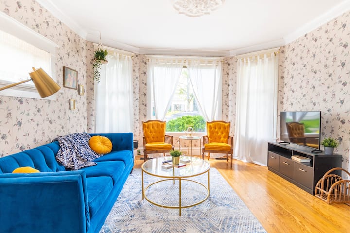 Spacious 2 Bedroom In The Heart Of Sellwood - Portland, OR