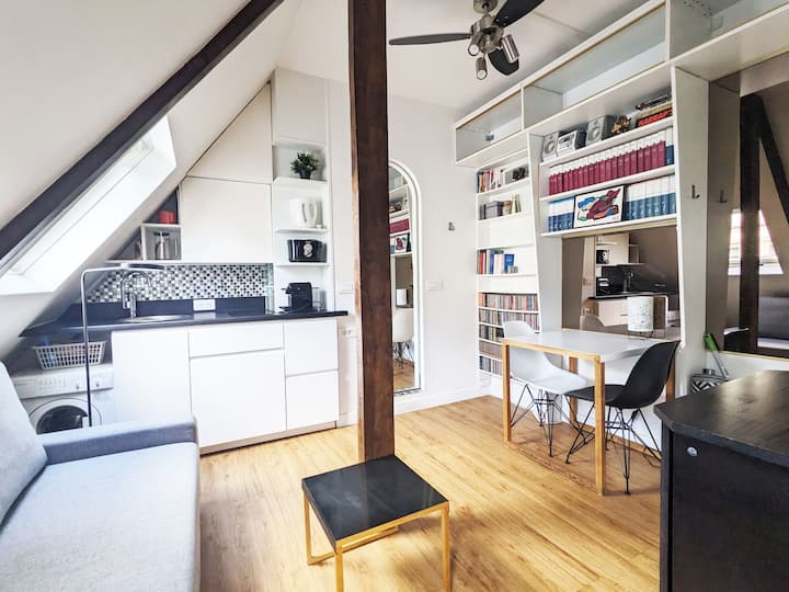 Modern Central Studio Europe/st Lazare Paris 8e - Paris