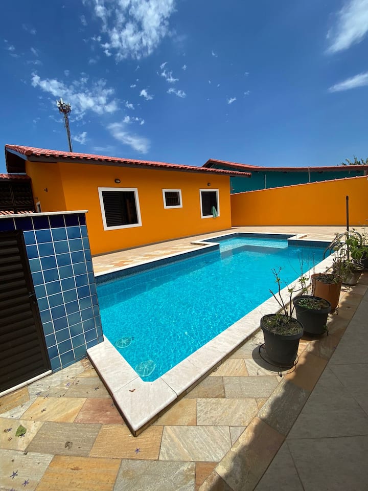 Casa De Praia Com Piscina E Churrasqueira - Peruíbe