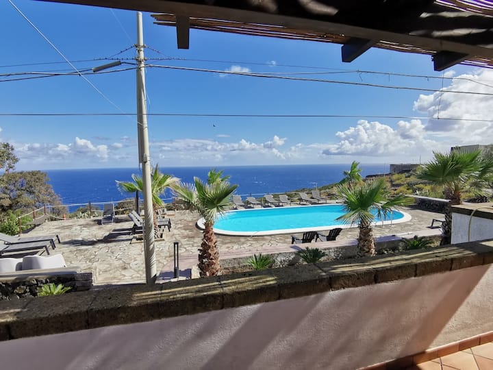 Alba 6, Casa Incantevole Con Piscina Condivisa - Pantelleria