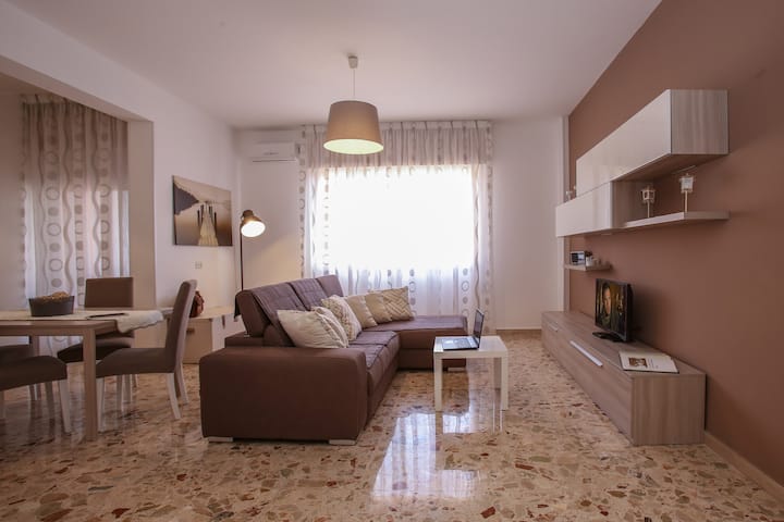 Modern And Big Apartment Sea View - City Center - Pozzallo