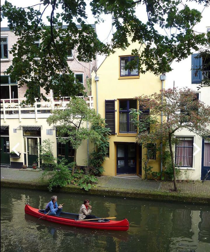 Gezellig Pakhuisje Aan Utrechtse Gracht - Utrecht