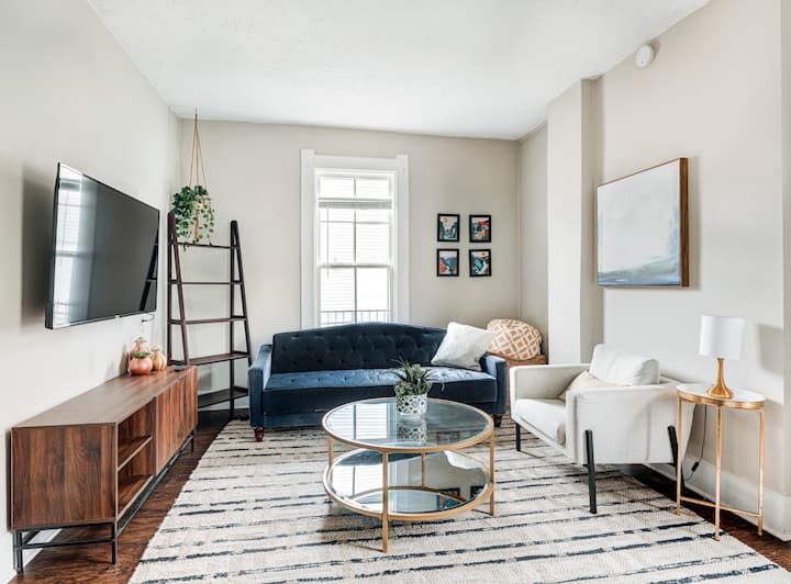 Adorable 2bd/1ba Guesthouse Of Historic Home - Christian Park Indianapolis