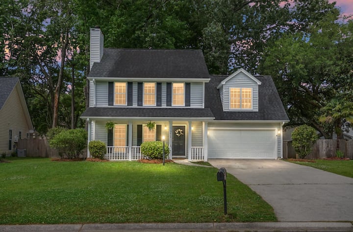 Spacious, Modern Retreat W/ Bath. Month Long Stays - North Charleston, SC