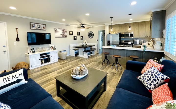 1-bedroom Condo Close To Carpinteria State Beach! - Carpinteria, CA