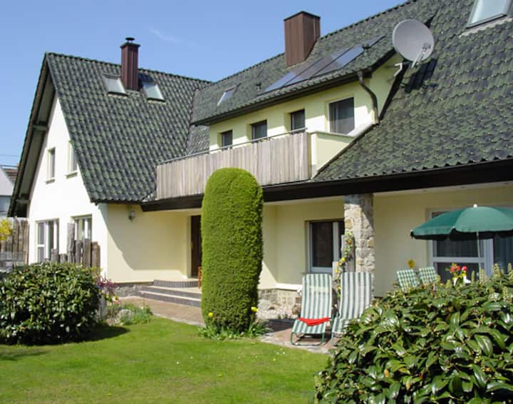 Kranichhus Ferienwohnung Mit Terrasse - Zingst