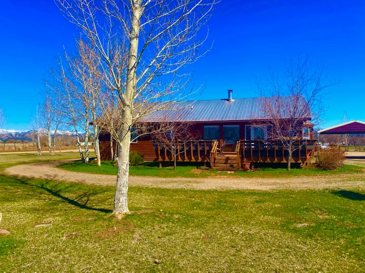 Cozy 2 Bedroom, 2 Bath Home With Fireplace - Durango, CO