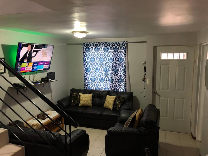 Comfy 3 Bedroom 2 1/2 Bathroom In Private Colony - Guadalupe, Mexico