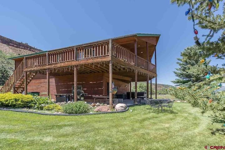 Animas Red Cliffs Getaway - Durango, CO