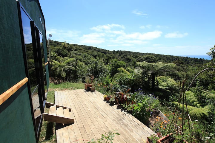 Raglan Holiday Rentals & Homes - Waikato, New Zealand | Airbnb