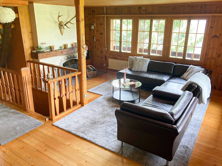 Luxe Chalet Met Sauna En Adembenemend Uitzicht - Suisse