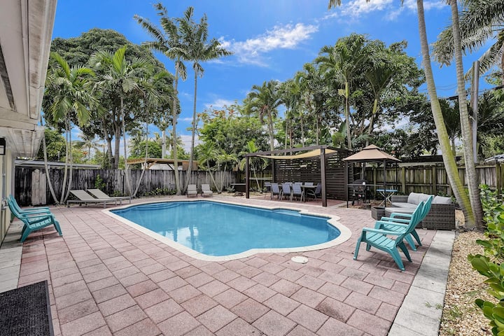 Charming 3 Bedrooms House With Heated Pool & Grill - Coral Springs, FL