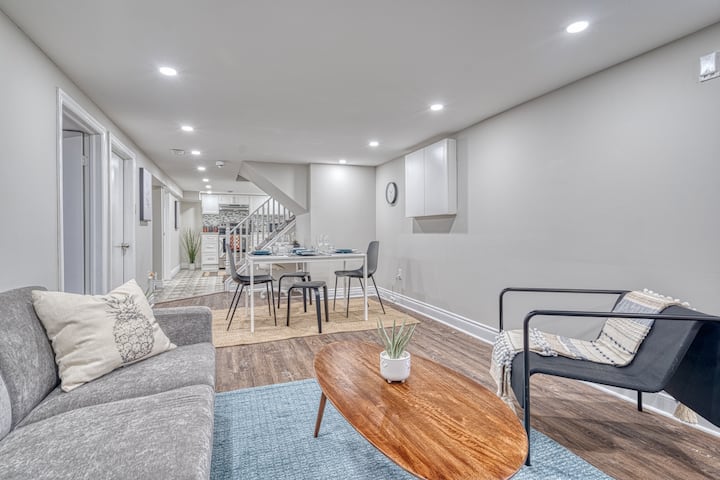 Spacious 5br Home | Near Tim Hortons Field & Parks - Hamilton