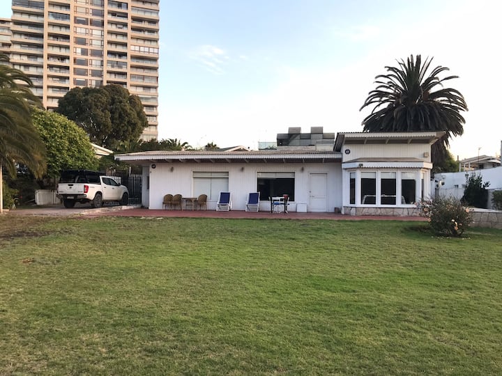 Casa En La Avenida Del Mar, A Pasos De La Playa. - La Serena