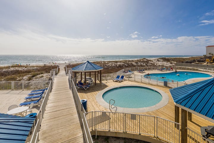 Beach Bliss: 2br Condo On Beach With 4 Pools - Orange Beach, AL