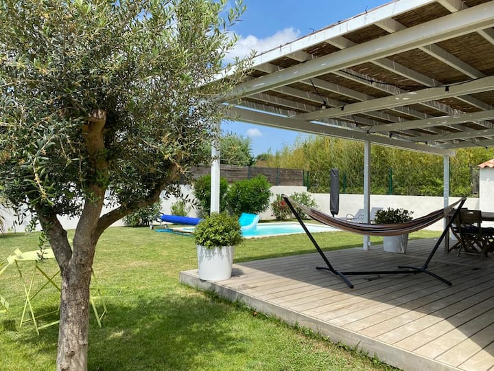 Villa En Provence Avec Piscine & Terrain De Boules - La Fare-les-Oliviers
