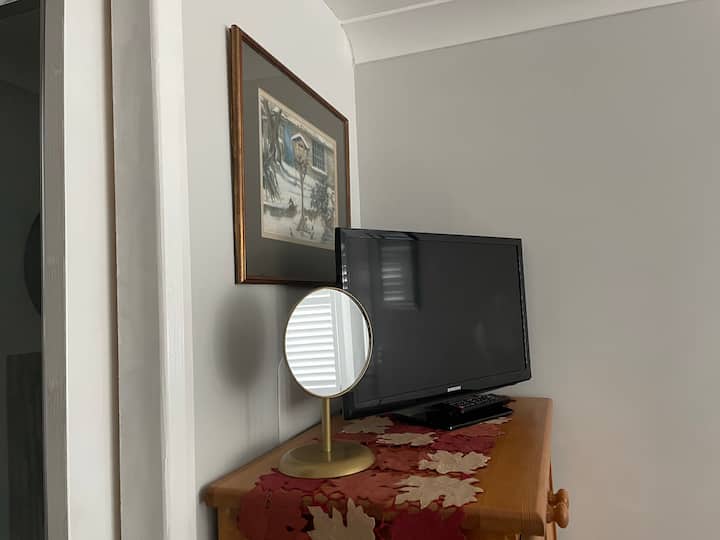 Private Double En-suite Room At The Groves - 딜