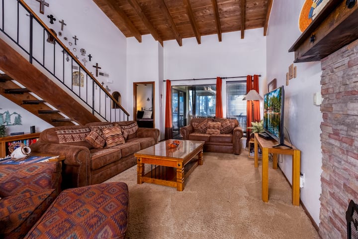 Innsbrook Vacation Condo 6a - Ruidoso, NM