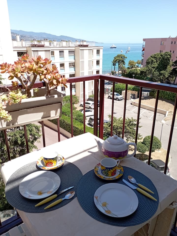 Beau 4 Pièces De 75 M2 Entièrement Rénové - Roquebrune-Cap-Martin