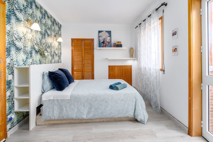 Cozy Central Loft  W/balcony - Porto