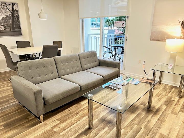 Sunny City Condo In Brickell - Miami, FL