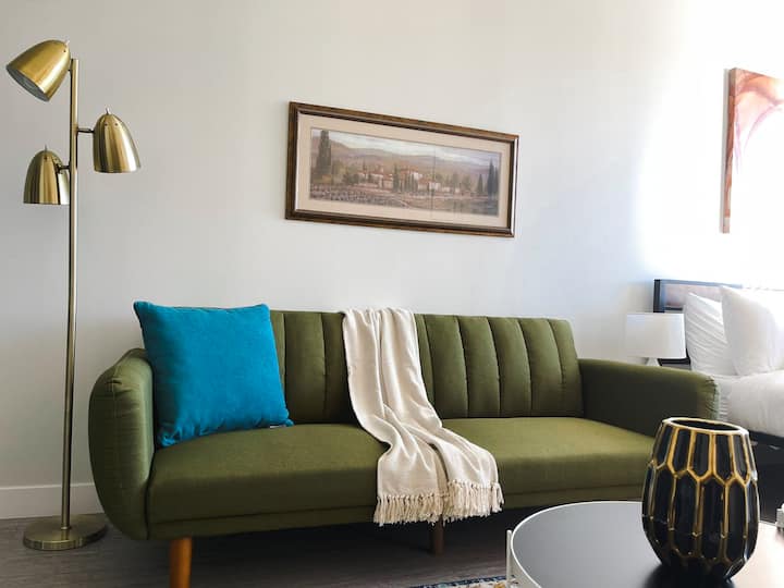 Sleepover | Urban Studio And Gym - Des Moines - Des Moines, IA