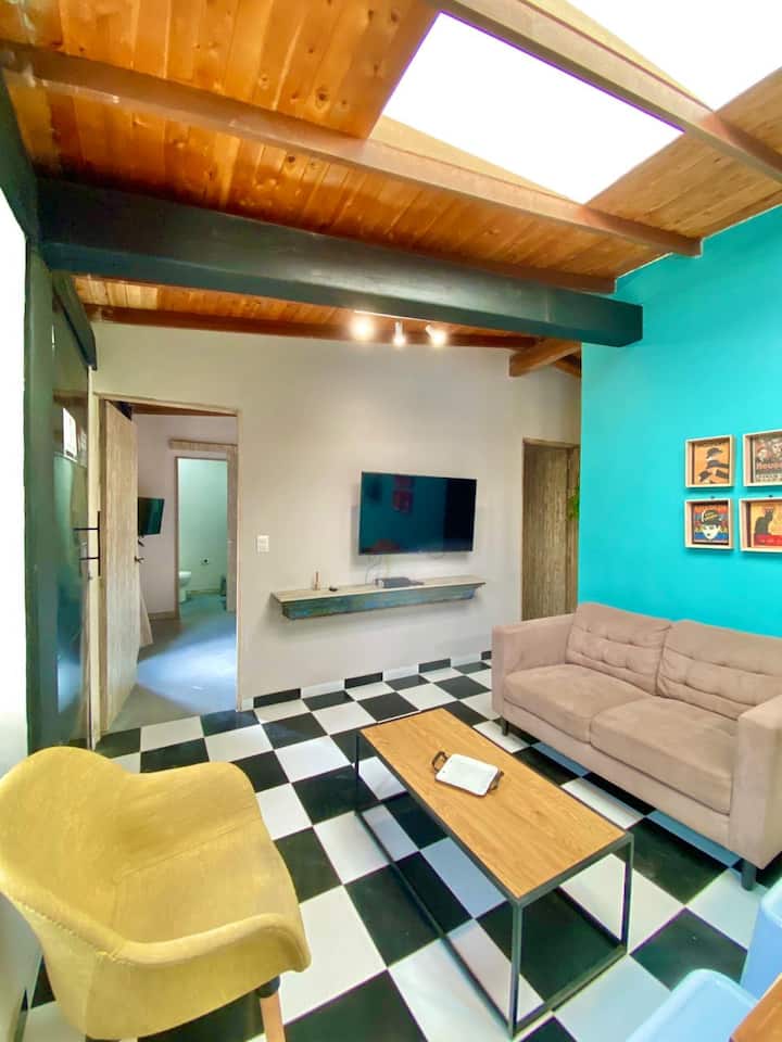 High End Location Provenza , Ac& Bath In Each Room - Medellín