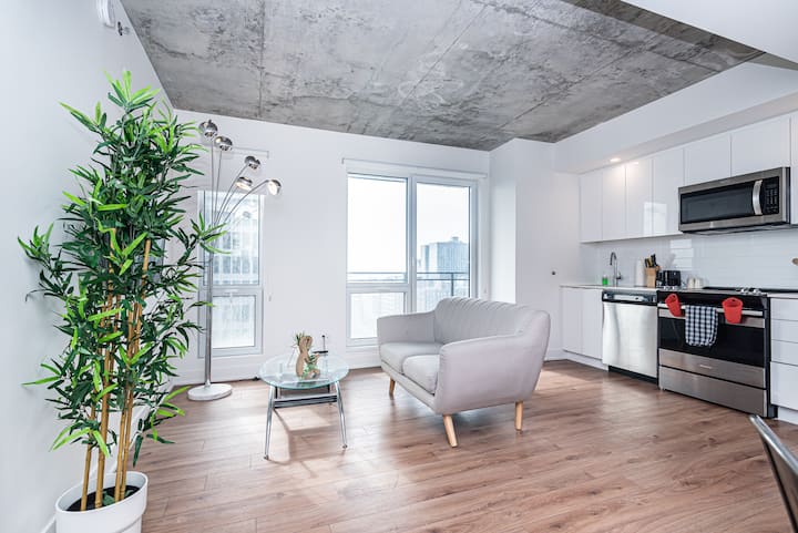 Professional 1br | Modern | Berri-uqam Metro - Montreal