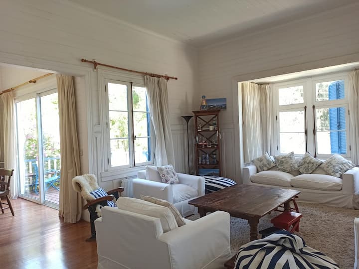 Maravillosa Casa A Pasos De La Playa Para Febrero - Papudo