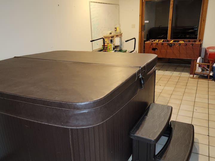 End Unit Condo With Central A/c And Jacuzzi 4e - North Conway, NH