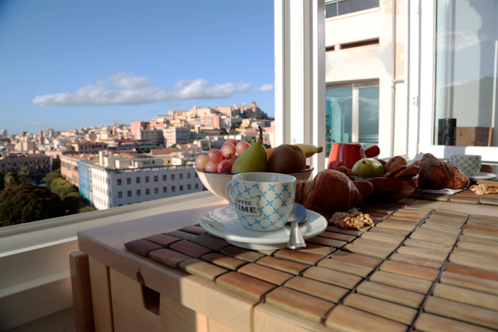 Apartment With Panoramic Sea And City View. - Cagliari