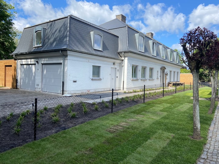 Tomorrowland Villa - Boom