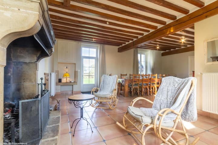 Grande Maison Familiale Au Bord De L'andarge - Decize