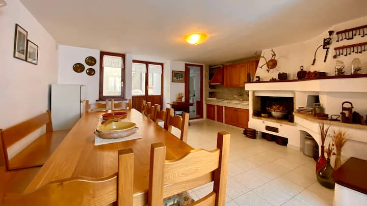 Monolocale Rustico In Posizione Strategica - Calasetta