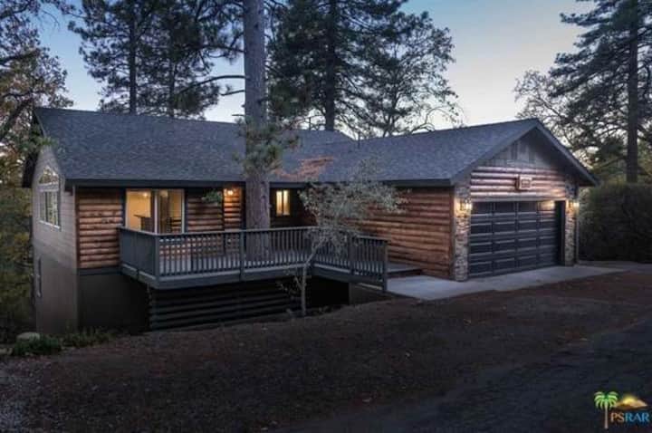 Cedar Crest Nest - Idyllwild-Pine Cove, CA