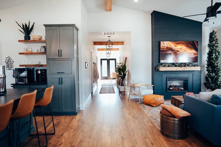 Davey Point - Cozy Barndominium - Rolla, MO