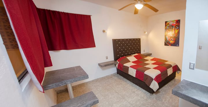 Habitación Privada Salvador Dalí. - Córdoba