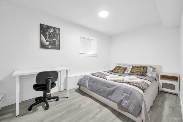 New 2 Bd 1 Lvg 1 Ba Suite In Vancouver Central - Vancouver