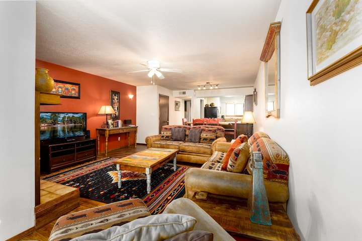 Innsbrook Vacation Condo 230 - Ruidoso, NM