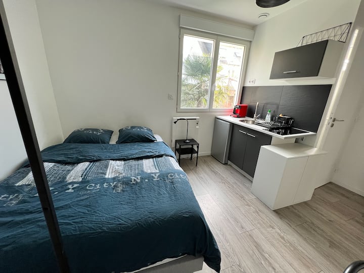 Saint Brieuc: Petit Studio Proche Lycée Rabelais - Langueux