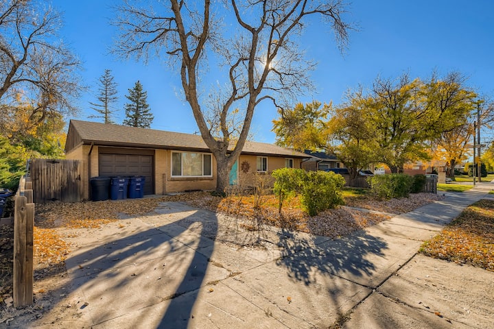 Cherry Creek Haven | Spacious Denver Retreat - Denver, CO