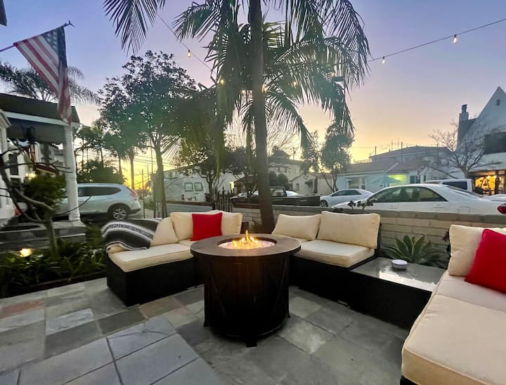 Renovated Bungalow Steps To Beach, Shops & Dining - Long Beach, CA