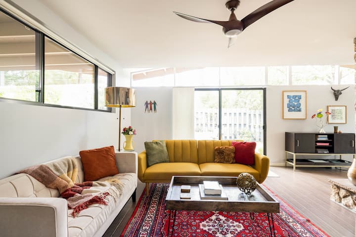 Quaint Uptown Bungalow, Updated, Close To Shopping - Sedona, AZ