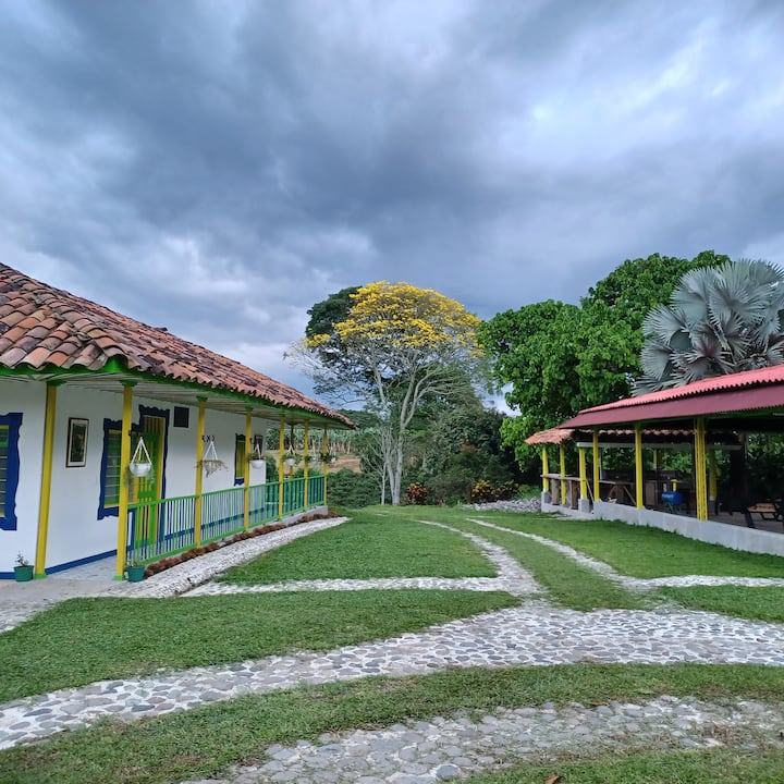 Finca La Manola Para 20 Persones - Quindío