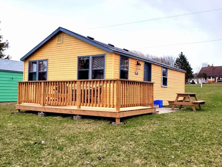 Welcome To Cottages On East Lake - Cottage #5 - Sand Banks