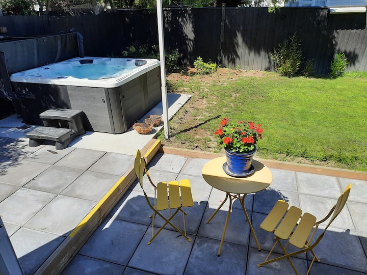 Studio 294.  Inner City Oasis - Lyttelton